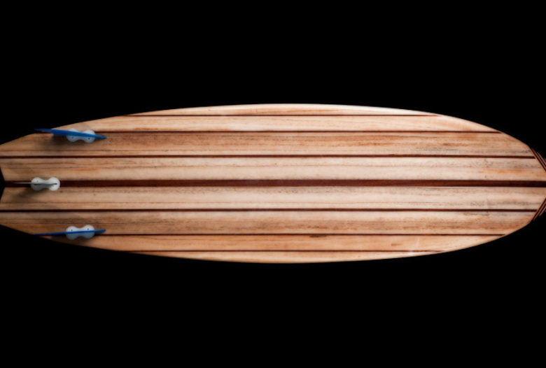 Handmade luxury surfboard in hollow wooden | Human Heritage